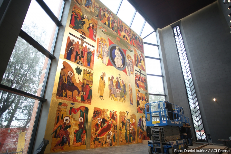 Archidiocesis de Madrid - Estrenan impresionante mural de iconos sobre ...